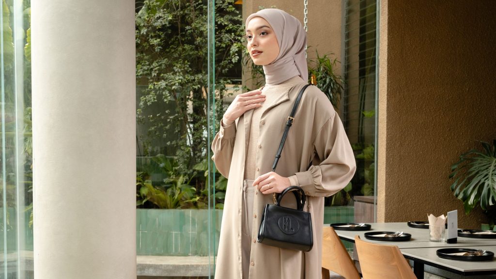 7 Rekomendasi Tas Selempang Wanita Terbaru, Kekinian Banget!